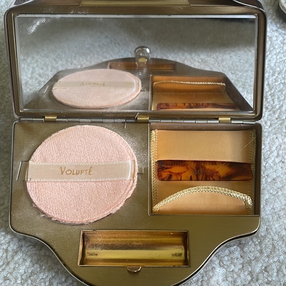 unknown | Other | Vintage Volupte Rhinestones Compact Purse Original ...